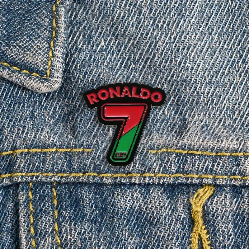CR7 - Brooch Enamel Pin - Dot Badges